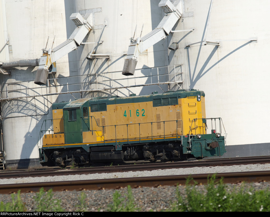 Ex-CNW GP 4162 Now Switcher